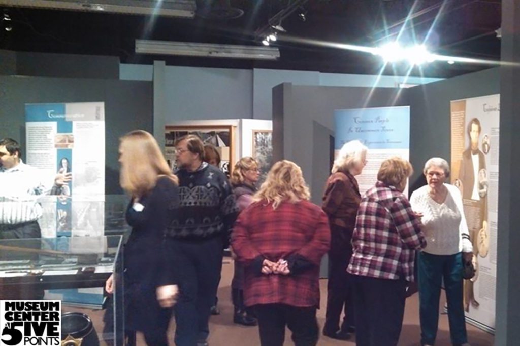 Museum Art Gallery Wall | Portable Gallery Wall Display System